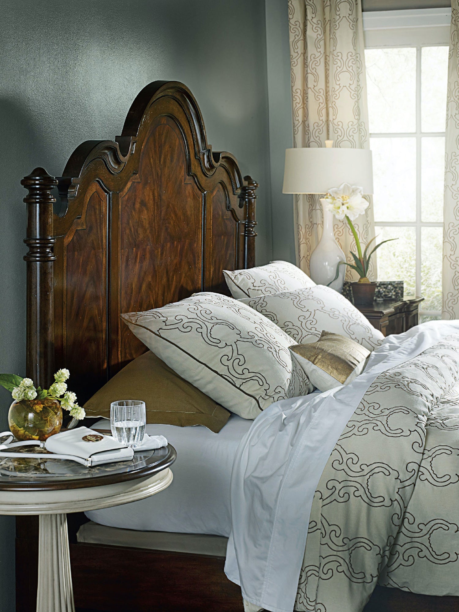 Bedroom HFB-1915 – Classic Galleries Furniture