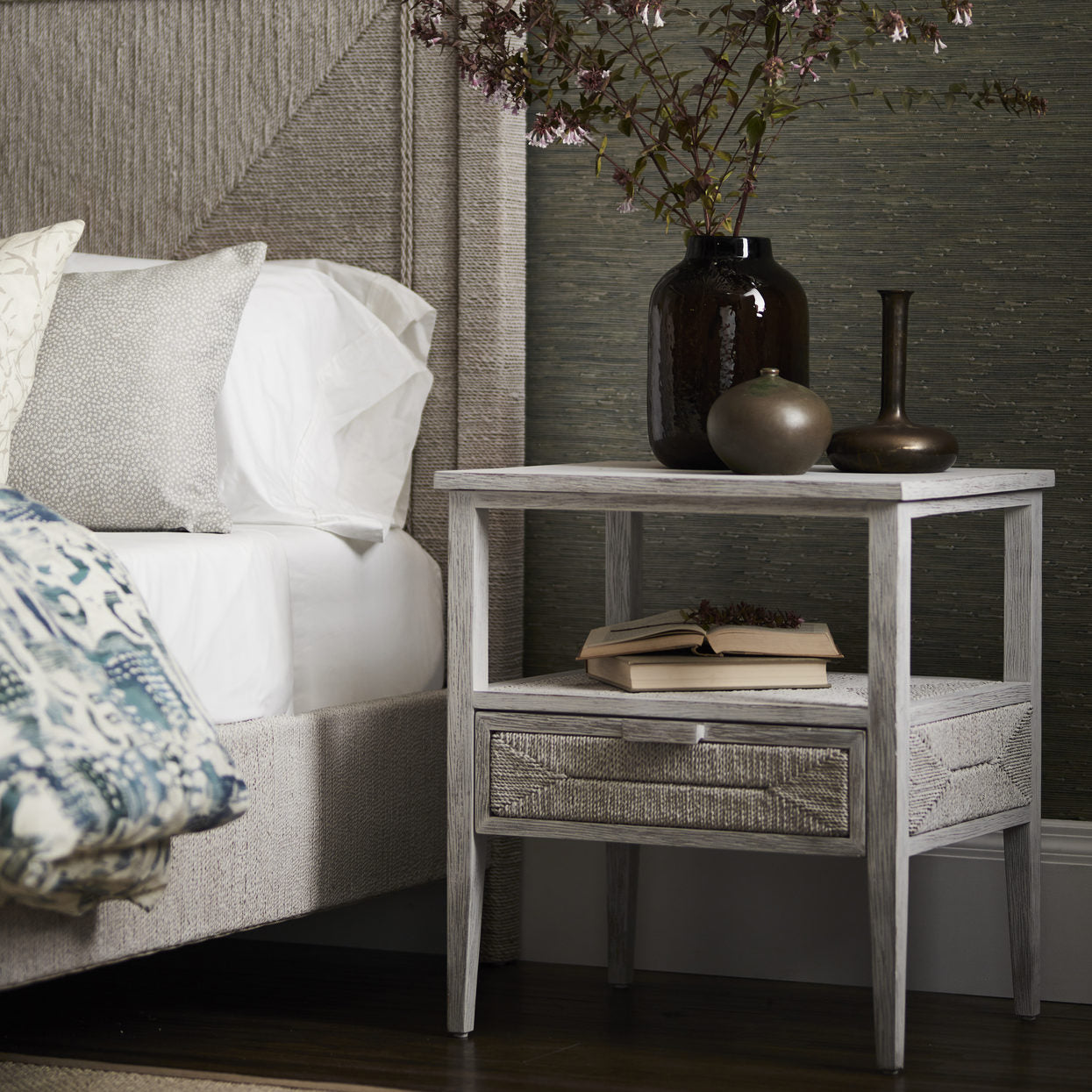 Bedroom PLB-2005 – Classic Galleries Furniture